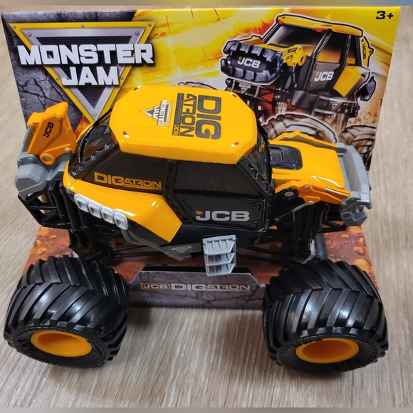 Monster Jam | Toys | Monster Jam Jcb Digatron 24 Read Description ...